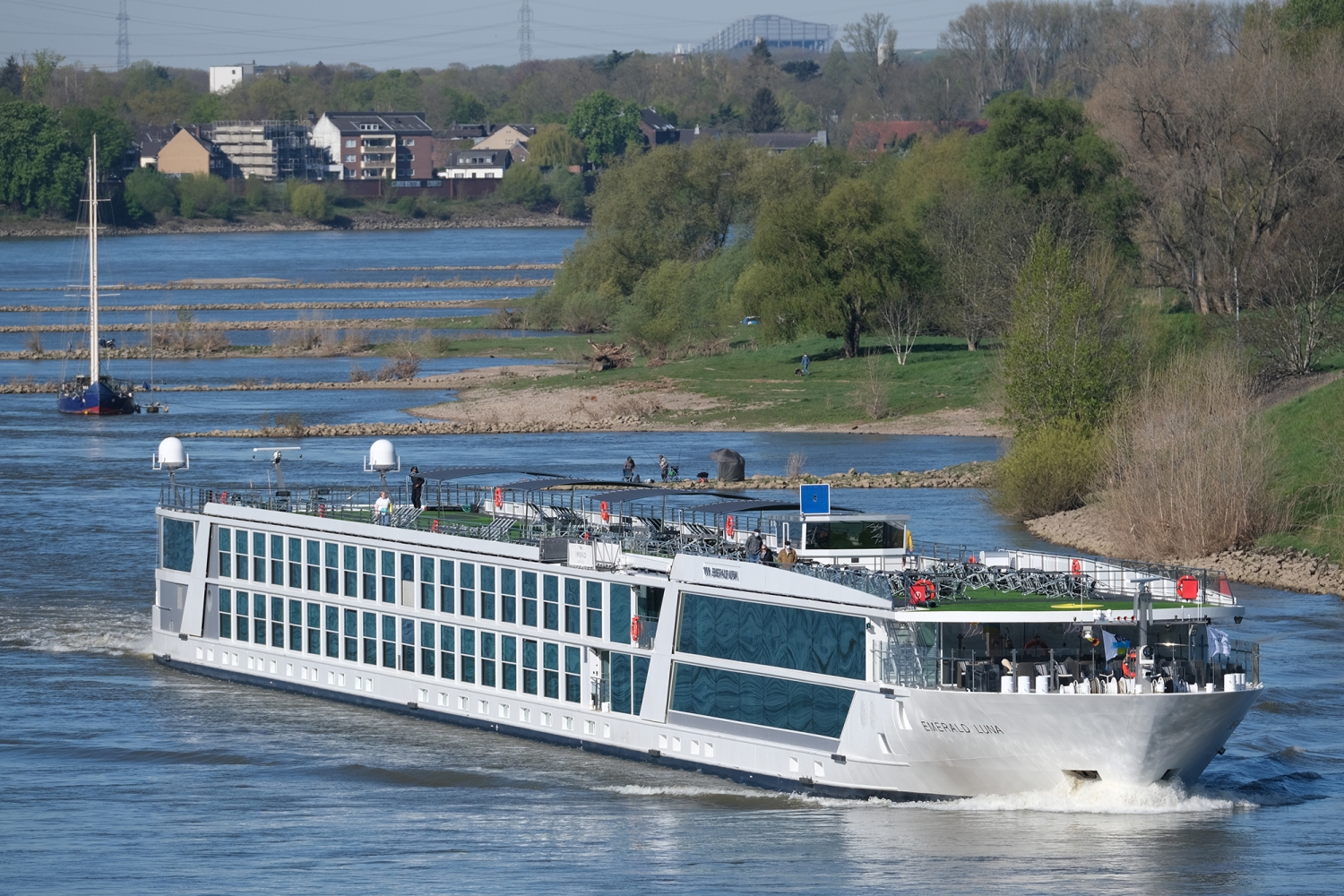 Emerald Luna - Schepen